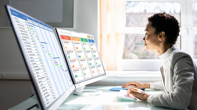 Translation Tools: Phrase vs Trados Studio